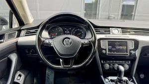 Melns Volkswagen Passat 2015 Viļņa, ar dzinēja tilpumu 1.97 L un nobraukumu 250 tūkst. km par 9990 €, foto 23 vietnē AUTOMOTO.COM.LV