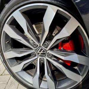 Melns Volkswagen Passat 2015 Kaišiadorys, ar dzinēja tilpumu 1.97 L un nobraukumu 208 tūkst. km par 15500 €, foto 21 vietnē AUTOMOTO.COM.LV