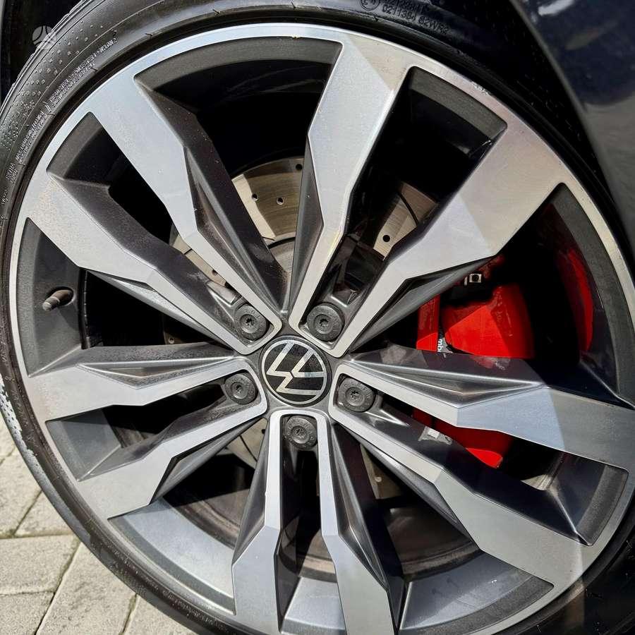 Melns Volkswagen Passat 2015 Kaišiadorys, ar dzinēja tilpumu 1.97 L un nobraukumu 208 tūkst. km par 15500 €, foto 21 vietnē AUTOMOTO.COM.LV