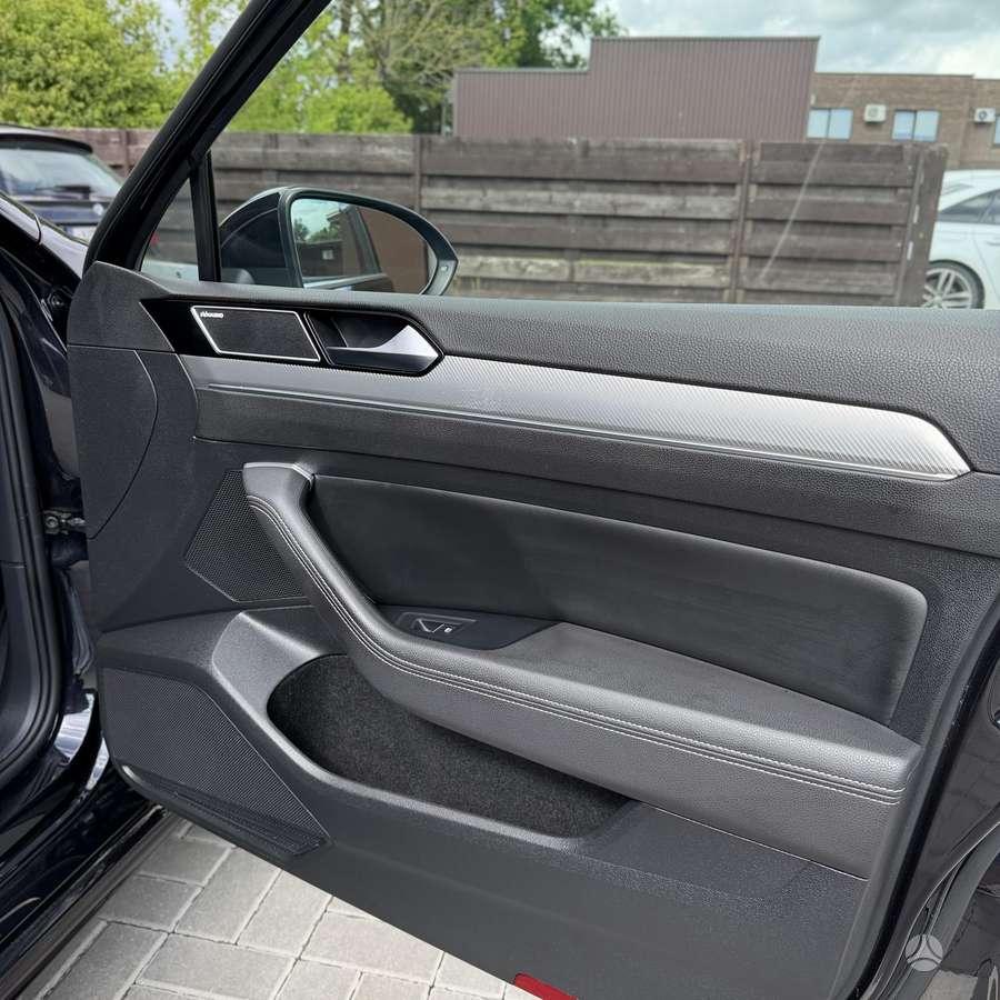 Melns Volkswagen Passat 2015 Kaišiadorys, ar dzinēja tilpumu 1.97 L un nobraukumu 208 tūkst. km par 15500 €, foto 28 vietnē AUTOMOTO.COM.LV