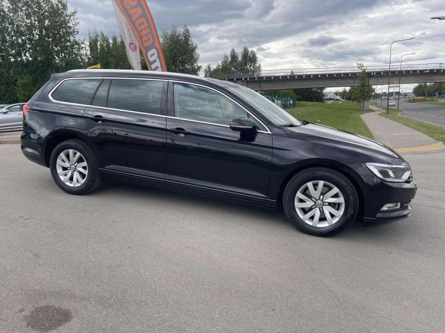 Black Volkswagen Passat 2015 in Kaunas, with an engine capacity of 1.60 L and mileage of 241 thousand km for 7550 €, photo 4 on AUTOMOTO.COM.LV