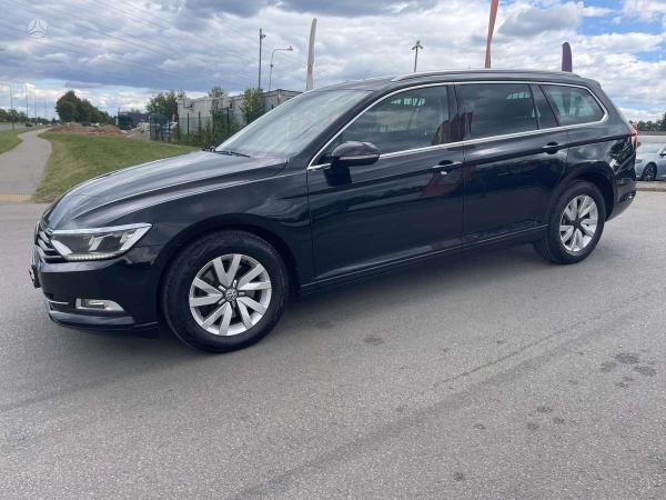 Black Volkswagen Passat 2015 in Kaunas, with an engine capacity of 1.60 L and mileage of 241 thousand km for 7550 €, photo 7 on AUTOMOTO.COM.LV