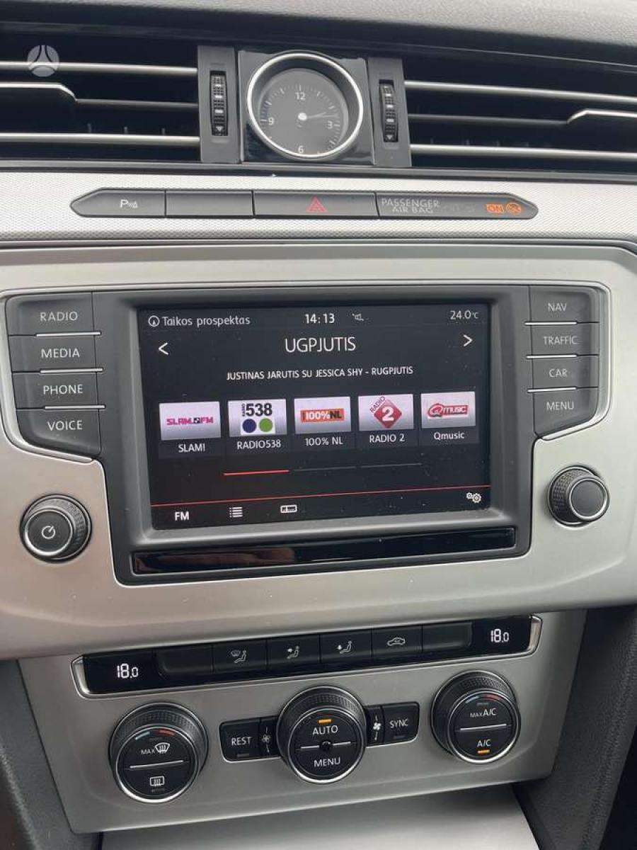 Black Volkswagen Passat 2015 in Kaunas, with an engine capacity of 1.60 L and mileage of 241 thousand km for 7550 €, photo 22 on AUTOMOTO.COM.LV