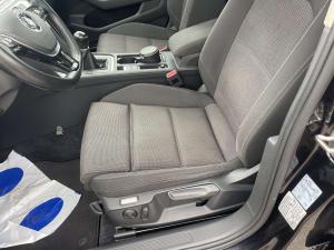 Black Volkswagen Passat 2015 in Kaunas, with an engine capacity of 1.60 L and mileage of 241 thousand km for 7550 €, photo 24 on AUTOMOTO.COM.LV