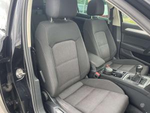 Black Volkswagen Passat 2015 in Kaunas, with an engine capacity of 1.60 L and mileage of 241 thousand km for 7550 €, photo 29 on AUTOMOTO.COM.LV