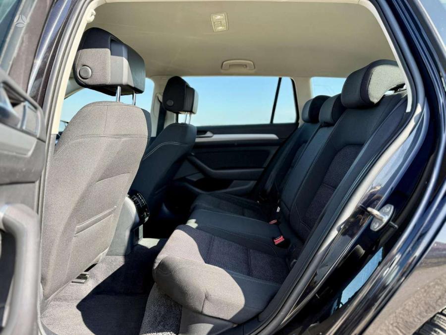 Melns Volkswagen Passat 2015 Vilkaviškis, ar dzinēja tilpumu 1.97 L un nobraukumu 255 tūkst. km par 8700 €, foto 19 vietnē AUTOMOTO.COM.LV