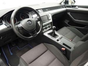 Black Volkswagen Passat 2015 in Vilnius, with an engine capacity of 1.40 L and mileage of 202 thousand km for 7500 €, photo 10 on AUTOMOTO.COM.LV