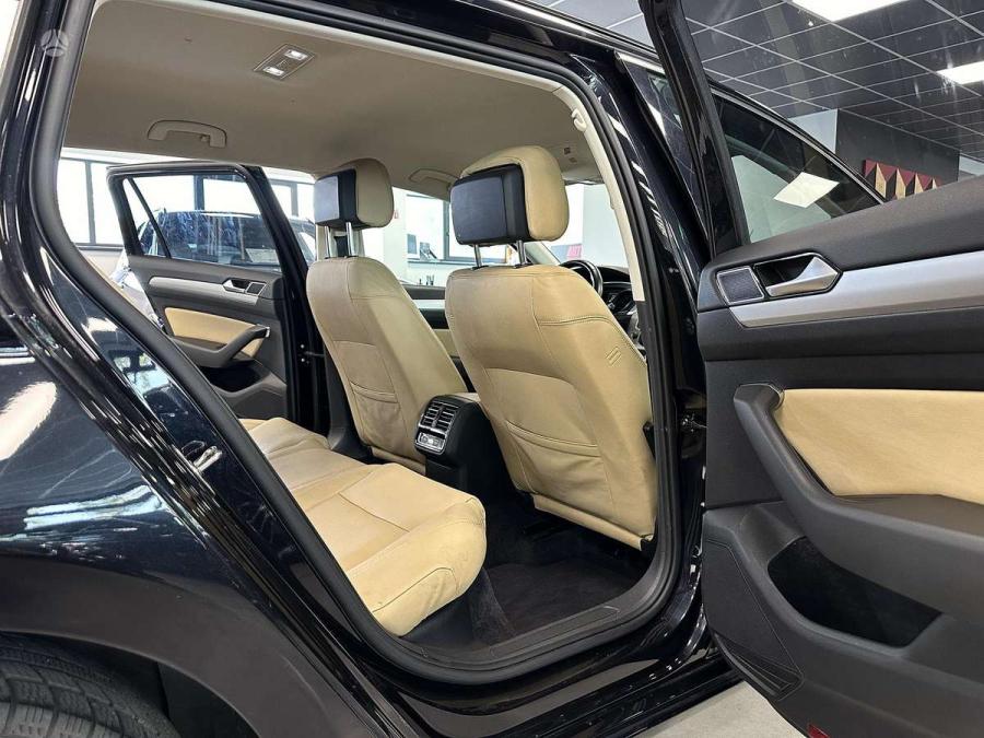 Melns Volkswagen Passat 2015 Klaipėda, ar dzinēja tilpumu 1.60 L un nobraukumu 297 tūkst. km par 7950 €, foto 4 vietnē AUTOMOTO.COM.LV