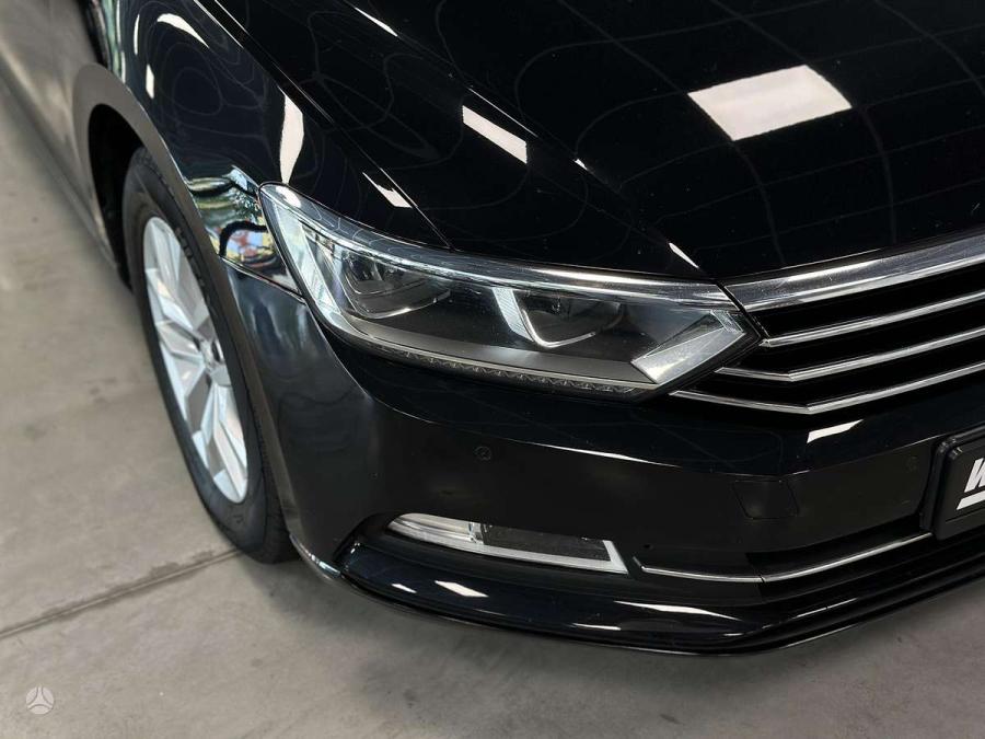 Melns Volkswagen Passat 2015 Klaipėda, ar dzinēja tilpumu 1.60 L un nobraukumu 297 tūkst. km par 7950 €, foto 14 vietnē AUTOMOTO.COM.LV