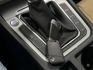 Melns Volkswagen Passat 2015 Klaipėda, ar dzinēja tilpumu 1.60 L un nobraukumu 297 tūkst. km par 7950 €, foto 26 vietnē AUTOMOTO.COM.LV