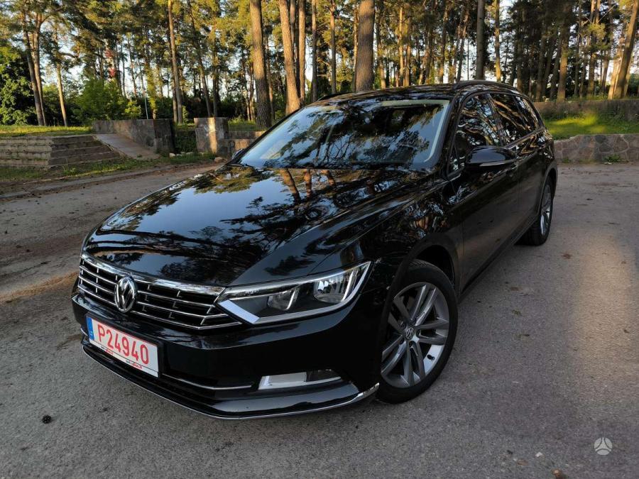 Black Volkswagen Passat 2015 in Vilnius, with an engine capacity of 1.97 L and mileage of 266 thousand km for 8450 €, photo 1 on AUTOMOTO.COM.LV