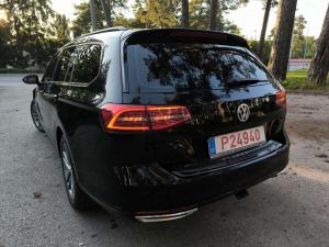 Black Volkswagen Passat 2015 in Vilnius, with an engine capacity of 1.97 L and mileage of 266 thousand km for 8450 €, photo 4 on AUTOMOTO.COM.LV