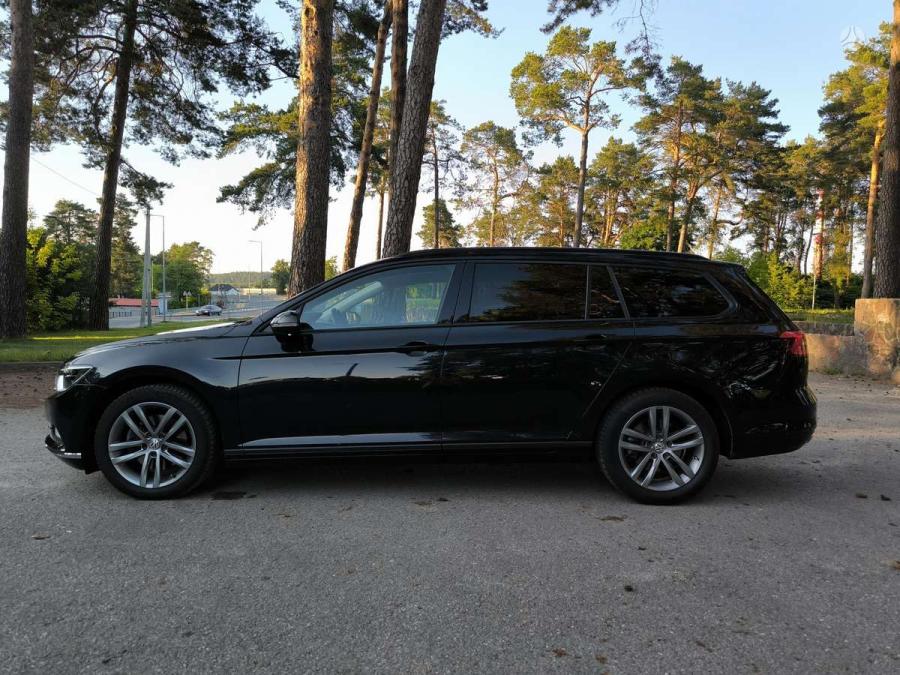 Black Volkswagen Passat 2015 in Vilnius, with an engine capacity of 1.97 L and mileage of 266 thousand km for 8450 €, photo 8 on AUTOMOTO.COM.LV