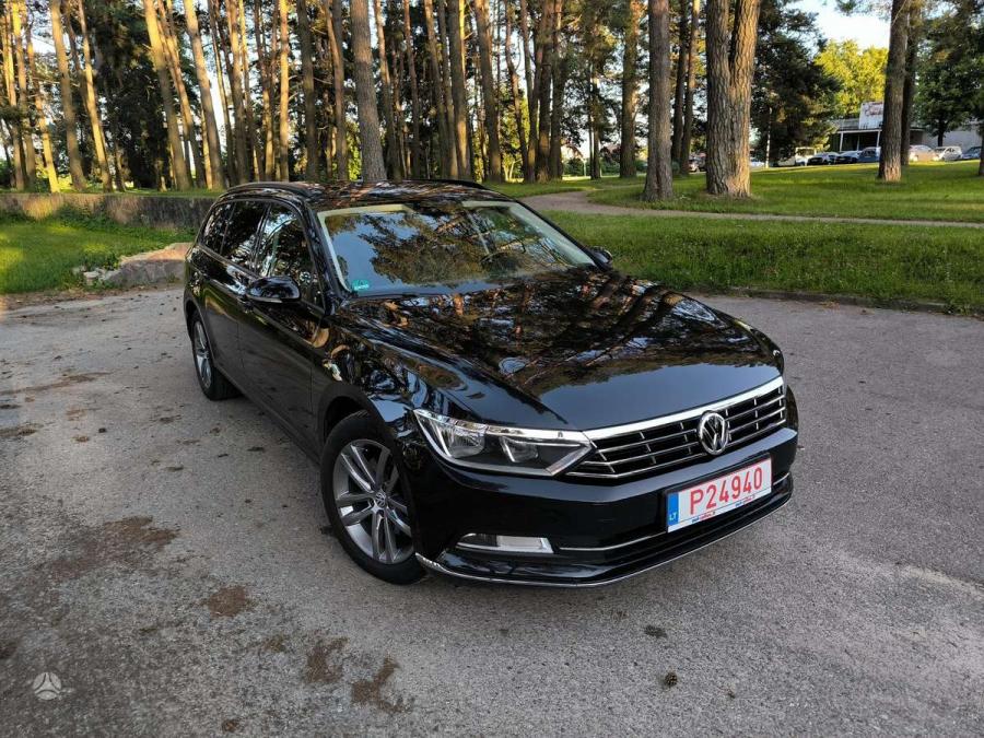 Black Volkswagen Passat 2015 in Vilnius, with an engine capacity of 1.97 L and mileage of 266 thousand km for 8450 €, photo 11 on AUTOMOTO.COM.LV