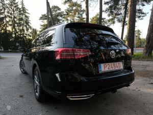 Black Volkswagen Passat 2015 in Vilnius, with an engine capacity of 1.97 L and mileage of 266 thousand km for 8450 €, photo 12 on AUTOMOTO.COM.LV