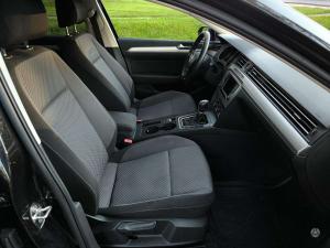 Black Volkswagen Passat 2015 in Vilnius, with an engine capacity of 1.97 L and mileage of 266 thousand km for 8450 €, photo 15 on AUTOMOTO.COM.LV