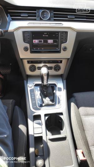 Black Volkswagen Passat 2015 in Jurbarkas, with an engine capacity of 1.60 L and mileage of 313 thousand km for 7000 €, photo 19 on AUTOMOTO.COM.LV