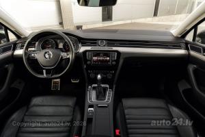 Black Volkswagen Passat 2015 in Tartu, with an engine capacity of 2.00 L and mileage of 270 thousand km for 11990 €, photo 11 on AUTOMOTO.COM.LV