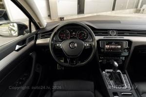 Black Volkswagen Passat 2015 in Tartu, with an engine capacity of 2.00 L and mileage of 270 thousand km for 11990 €, photo 12 on AUTOMOTO.COM.LV