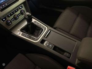 Melns Volkswagen Passat 2015 Marijampole, ar dzinēja tilpumu 1.97 L un nobraukumu 306 tūkst. km par 7999 €, foto 4 vietnē AUTOMOTO.COM.LV