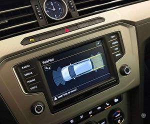 Melns Volkswagen Passat 2015 Marijampole, ar dzinēja tilpumu 1.97 L un nobraukumu 306 tūkst. km par 7999 €, foto 5 vietnē AUTOMOTO.COM.LV