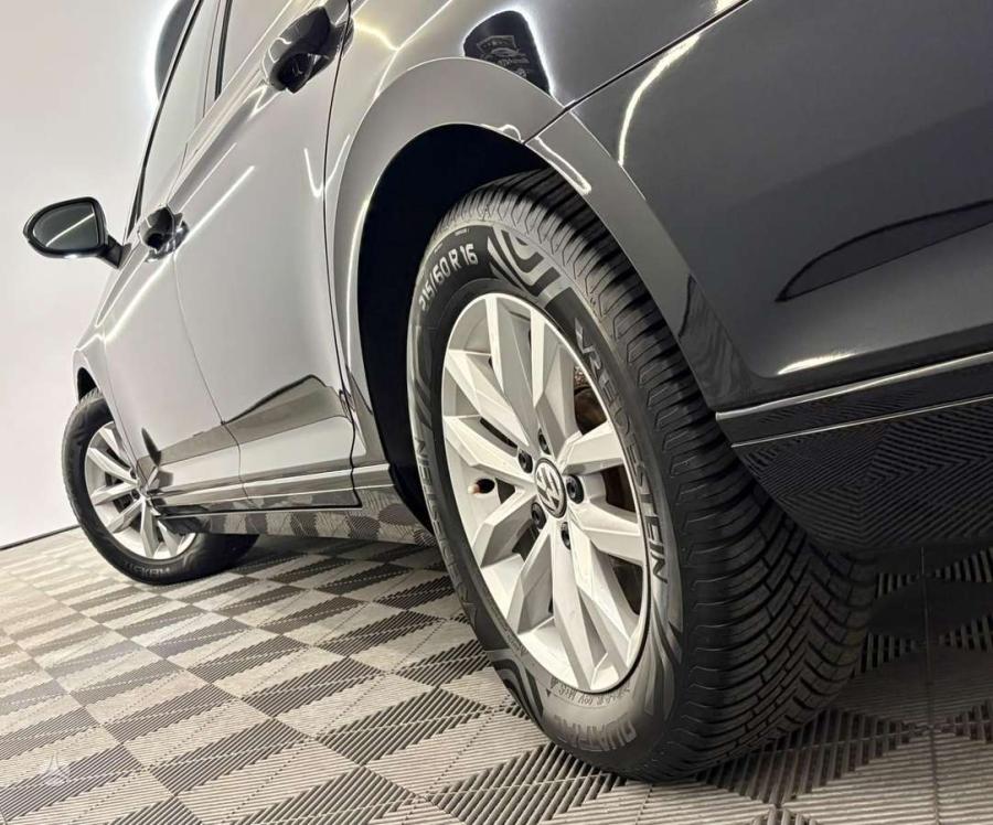 Melns Volkswagen Passat 2015 Marijampole, ar dzinēja tilpumu 1.97 L un nobraukumu 306 tūkst. km par 7999 €, foto 16 vietnē AUTOMOTO.COM.LV