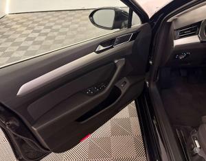 Melns Volkswagen Passat 2015 Marijampole, ar dzinēja tilpumu 1.97 L un nobraukumu 306 tūkst. km par 7999 €, foto 25 vietnē AUTOMOTO.COM.LV