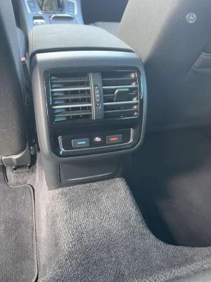 Melns Volkswagen Passat 2015 Kauņa, ar dzinēja tilpumu 1.60 L un nobraukumu 243 tūkst. km par 7200 €, foto 25 vietnē AUTOMOTO.COM.LV