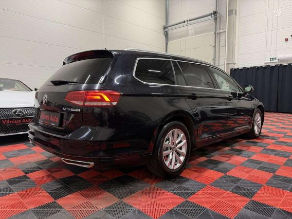 Фольксваген Пассат 2015 в Вильнюс на AUTOMOTO.COM.LV Черный Фольксваген Пассат 2015 в Вильнюс, объемом двигателя 1.97 л и пробегом 296 тыс. км за 8650 €, фото 5 на AUTOMOTO.COM.LV