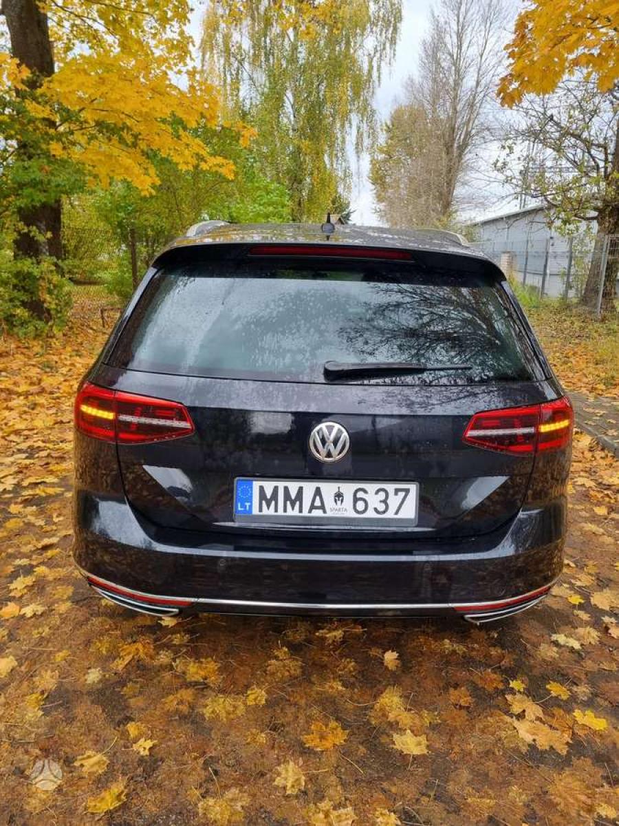 Melns Volkswagen Passat 2016 Viļņa, ar dzinēja tilpumu 1.97 L un nobraukumu 325 tūkst. km par 12500 €, foto 2 vietnē AUTOMOTO.COM.LV