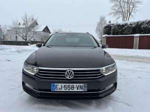 Black Volkswagen Passat 2016 in Kaunas, with an engine capacity of 1.97 L and mileage of 290 thousand km for 9750 €, photo 8 on AUTOMOTO.COM.LV