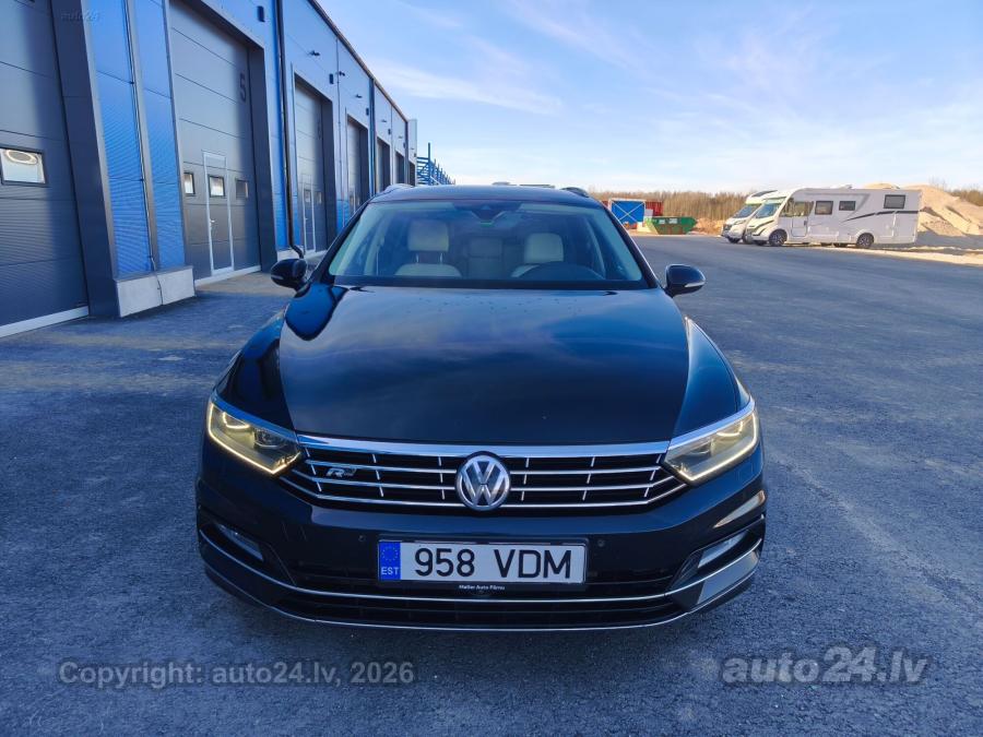 Melns Volkswagen Passat 2016 Tallina, ar dzinēja tilpumu 2.00 L un nobraukumu 251 tūkst. km par 13999 €, foto 3 vietnē AUTOMOTO.COM.LV