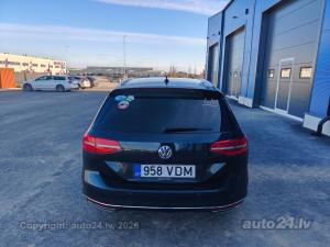 Melns Volkswagen Passat 2016 Tallina, ar dzinēja tilpumu 2.00 L un nobraukumu 251 tūkst. km par 13999 €, foto 11 vietnē AUTOMOTO.COM.LV