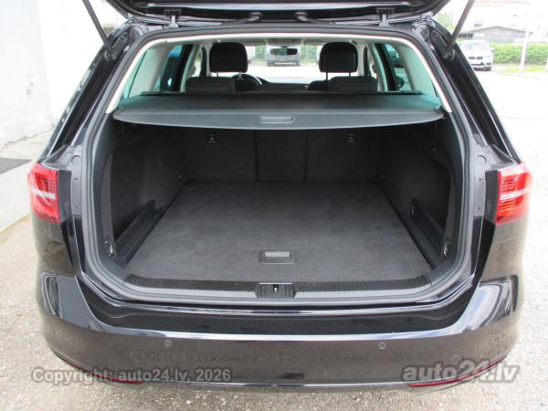 Black Volkswagen Passat 2016 in Tartu, with an engine capacity of 1.60 L and mileage of 241 thousand km for 9200 €, photo 4 on AUTOMOTO.COM.LV