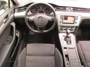 Black Volkswagen Passat 2016 in Tartu, with an engine capacity of 1.60 L and mileage of 241 thousand km for 9200 €, photo 7 on AUTOMOTO.COM.LV