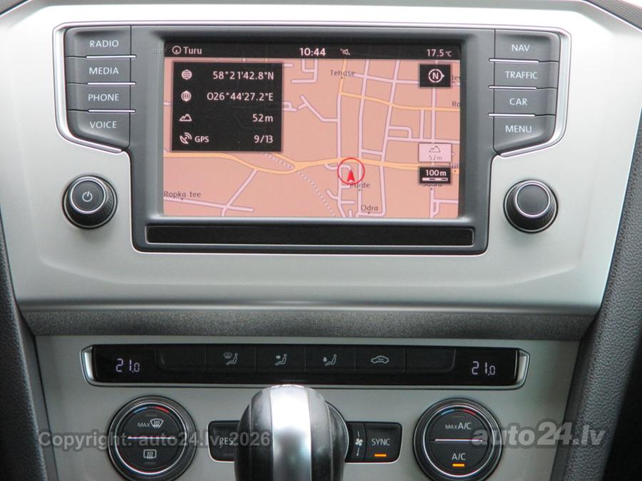 Black Volkswagen Passat 2016 in Tartu, with an engine capacity of 1.60 L and mileage of 241 thousand km for 9200 €, photo 8 on AUTOMOTO.COM.LV