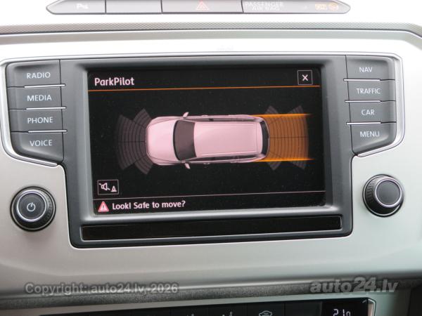 Black Volkswagen Passat 2016 in Tartu, with an engine capacity of 1.60 L and mileage of 241 thousand km for 9200 €, photo 8 on AUTOMOTO.COM.LV