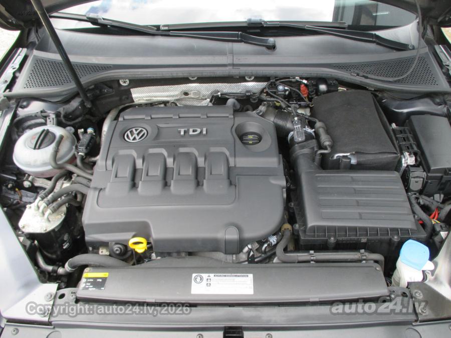 Black Volkswagen Passat 2016 in Tartu, with an engine capacity of 1.60 L and mileage of 241 thousand km for 9200 €, photo 12 on AUTOMOTO.COM.LV