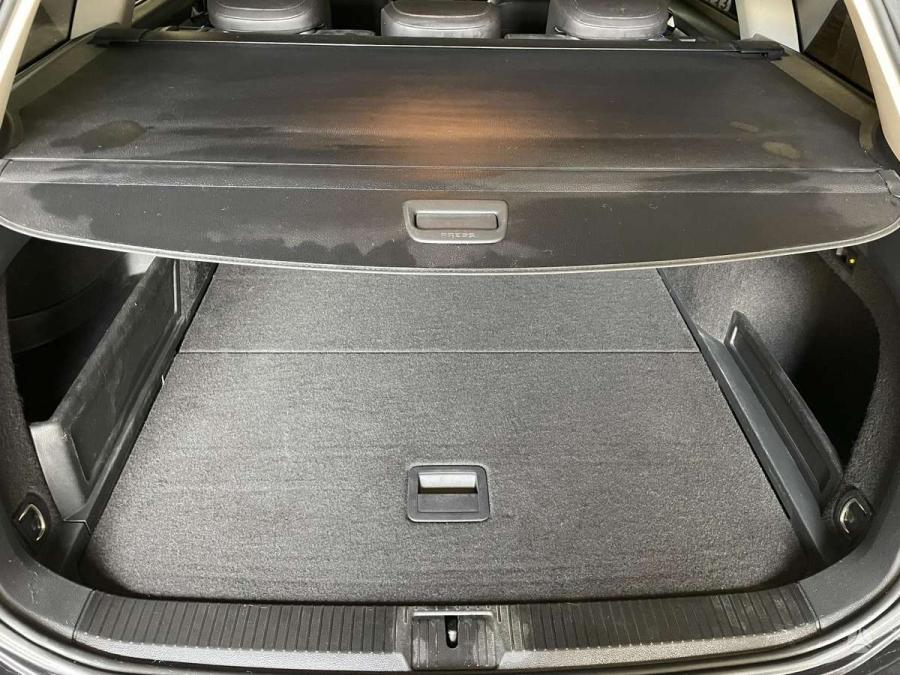 Melns Volkswagen Passat 2016 Viļņa, ar dzinēja tilpumu 1.40 L un nobraukumu 240 tūkst. km par 9300 €, foto 15 vietnē AUTOMOTO.COM.LV