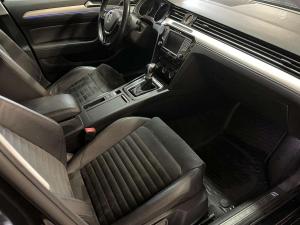 Melns Volkswagen Passat 2016 Viļņa, ar dzinēja tilpumu 1.40 L un nobraukumu 240 tūkst. km par 9300 €, foto 17 vietnē AUTOMOTO.COM.LV