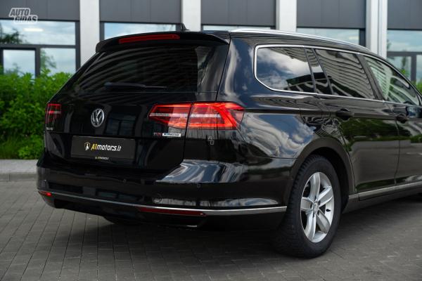 Melns Volkswagen Passat 2016 Viļņa, ar dzinēja tilpumu 1.60 L un nobraukumu 213 tūkst. km par 9450 €, foto 9 vietnē AUTOMOTO.COM.LV
