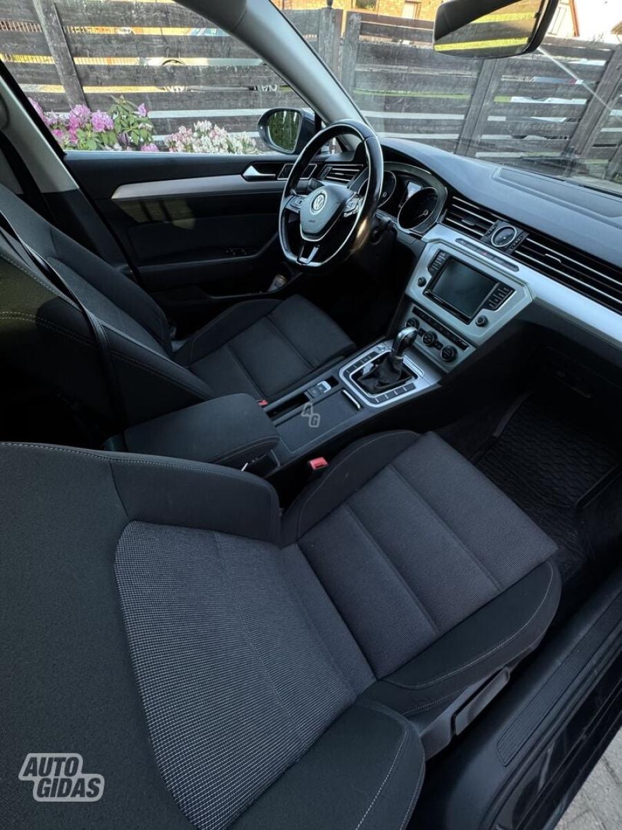 Melns Volkswagen Passat 2016 Klaipėda, ar dzinēja tilpumu 2.00 L un nobraukumu 375 tūkst. km par 8000 €, foto 8 vietnē AUTOMOTO.COM.LV