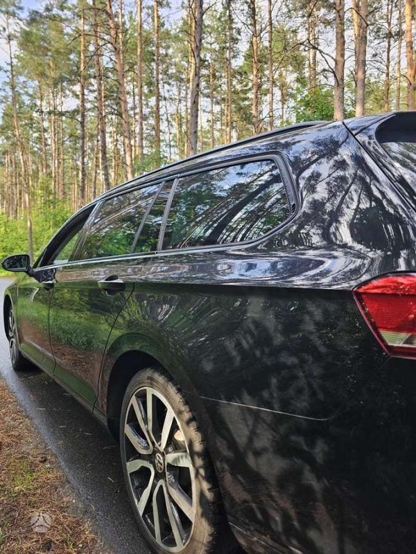 Black Volkswagen Passat 2016 in Vilnius, with an engine capacity of 1.97 L and mileage of 314 thousand km for 9000 €, photo 7 on AUTOMOTO.COM.LV