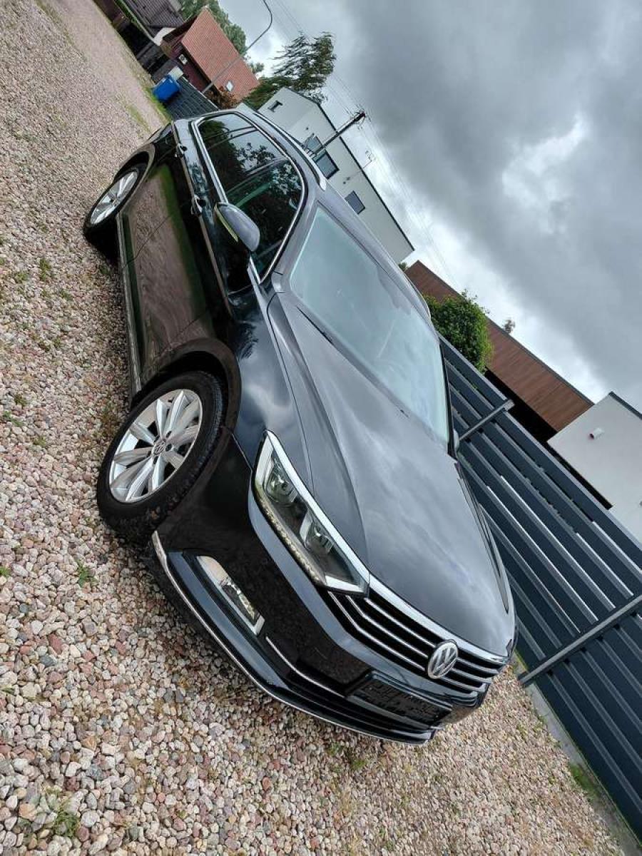 Black Volkswagen Passat 2016 in Vilkaviskis, with an engine capacity of 1.97 L and mileage of 276 thousand km for 7200 €, photo 16 on AUTOMOTO.COM.LV