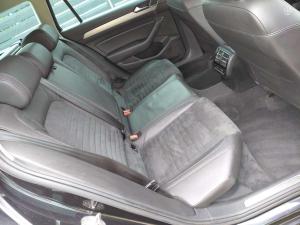 Black Volkswagen Passat 2016 in Vilkaviskis, with an engine capacity of 1.97 L and mileage of 276 thousand km for 7200 €, photo 31 on AUTOMOTO.COM.LV