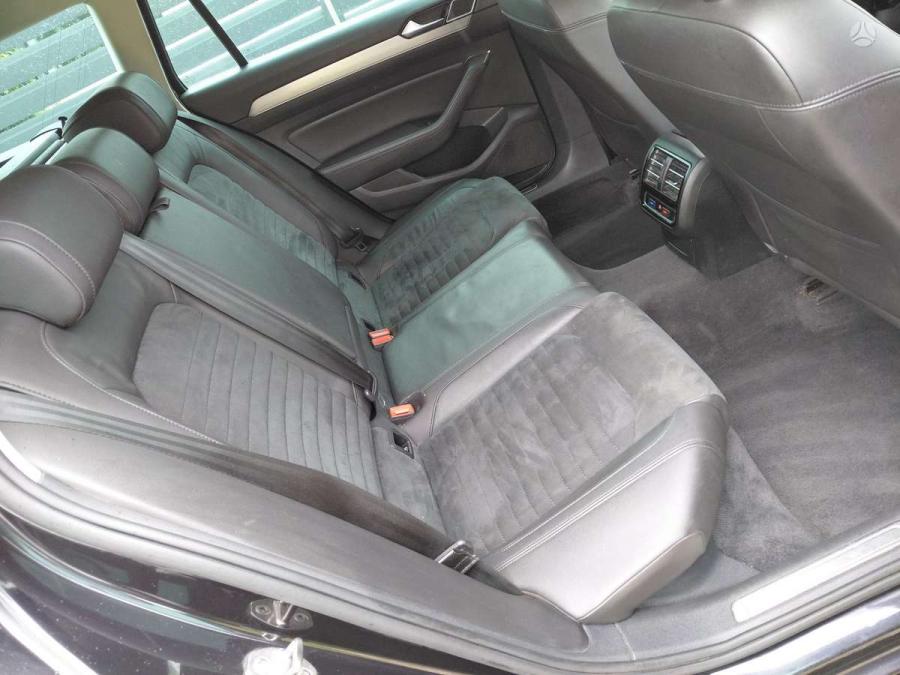Black Volkswagen Passat 2016 in Vilkaviskis, with an engine capacity of 1.97 L and mileage of 276 thousand km for 7200 €, photo 31 on AUTOMOTO.COM.LV