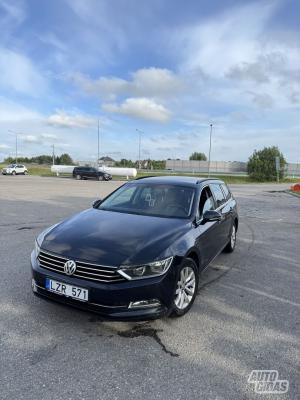 Black Volkswagen Passat 2016 in Klaipeda, with an engine capacity of 2.00 L and mileage of 376 thousand km for 6950 €, photo  on AUTOMOTO.COM.LV