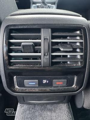 Black Volkswagen Passat 2016 in Klaipeda, with an engine capacity of 2.00 L and mileage of 376 thousand km for 6950 €, photo 15 on AUTOMOTO.COM.LV