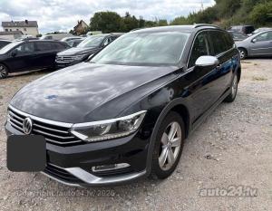 Black Volkswagen Passat 2016 in Parnu, with an engine capacity of 2.00 L and mileage of 217 thousand km for 12890 €, photo  on AUTOMOTO.COM.LV