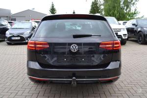 Melns Volkswagen Passat 2016 Viļņa, ar dzinēja tilpumu 1.97 L un nobraukumu 283 tūkst. km par 9500 €, foto 13 vietnē AUTOMOTO.COM.LV